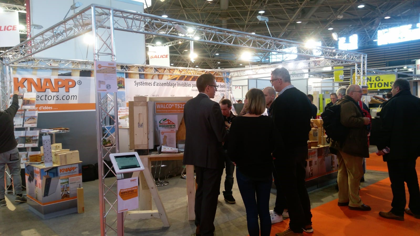 The new anchoring system presented at the Eurobois exhibition - Knapp ...